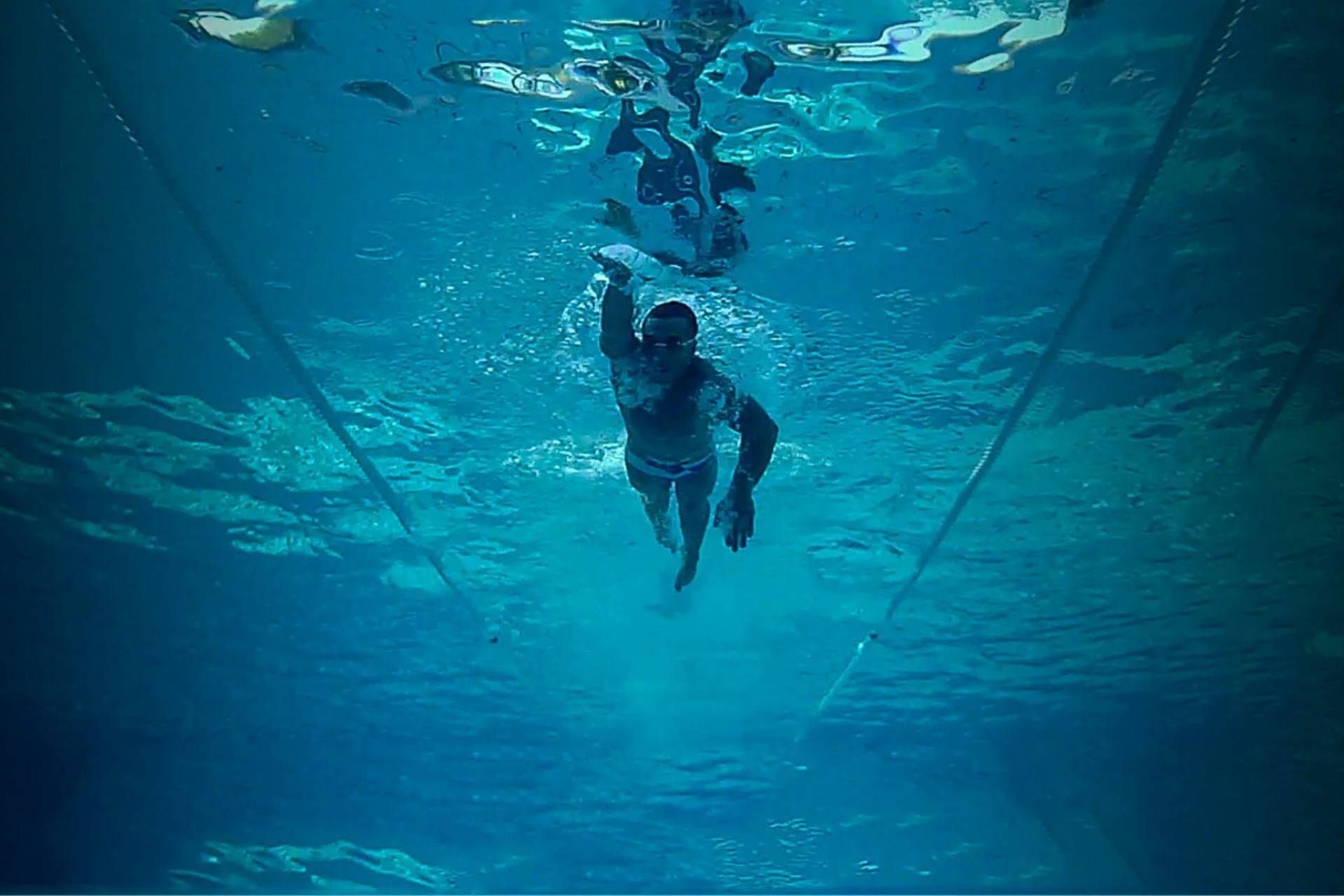 Swimming: the secrets to improve your skills and technique